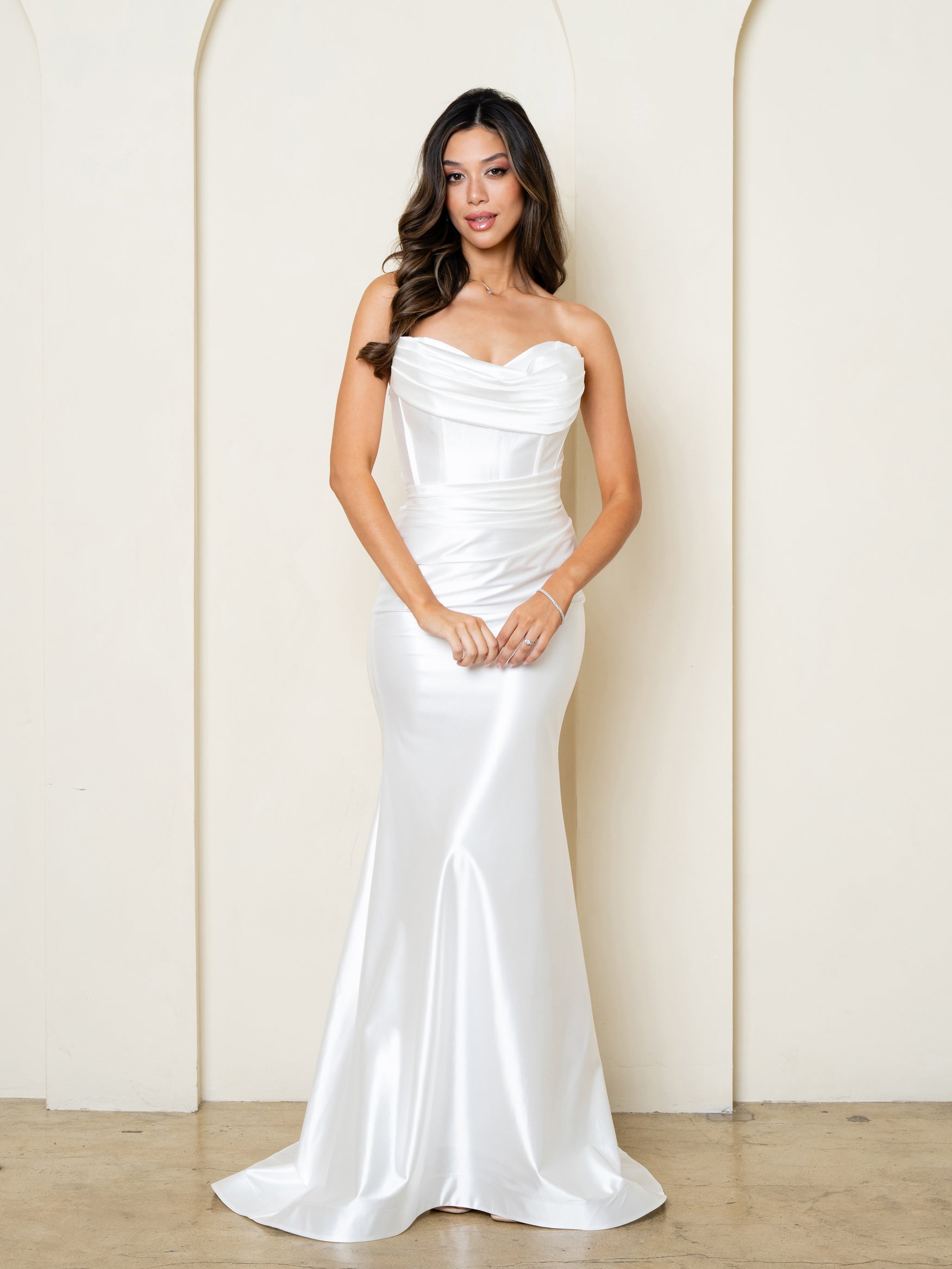 STRAPLESS SATIN FORM FITTING WEDDING DRESS - DRESS AFFAIR – Dress Affair